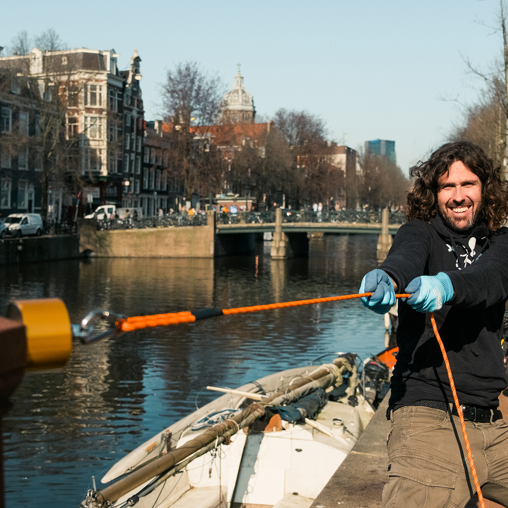 The Holy Moly magnet - 1800 kg / 3970 lbs – Bondi Magnets, specially ...